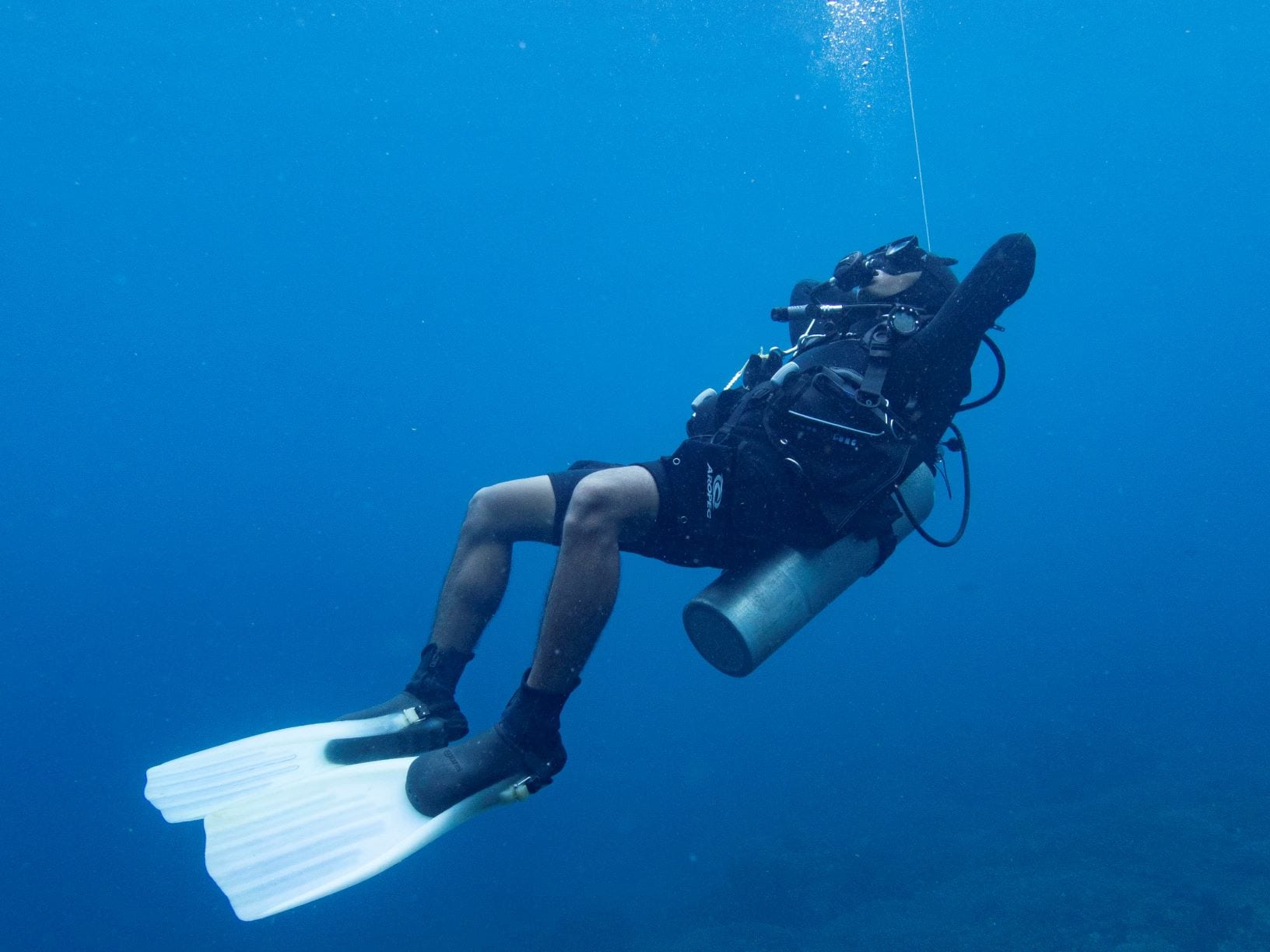 Save The Reef, Master Your Buoyancy: 5 Tips For Beginning Divers ...